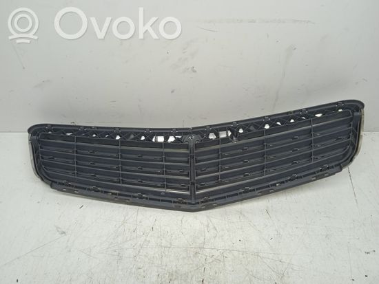 A2048801283 Mercedes-Benz C W204 Front bumper upper radiator grill ...