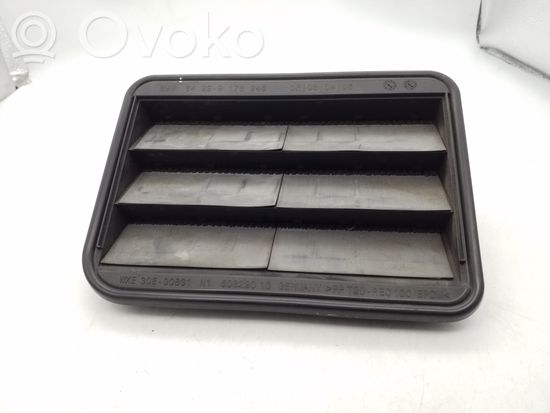 9176945 64229176945 BMW 3 F30 F31 F80 Quarter panel pressure vent ...
