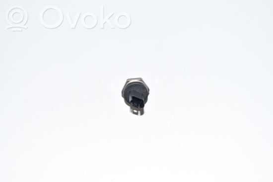 0261230349 7622231 BMW M4 F82 F83 Fuel pressure sensor 0261230349 ...