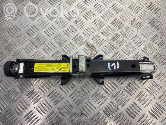 8K0011031D Audi A4 S4 B8 8K Lift Jack 8K0011031D | EzParts - Used Auto ...