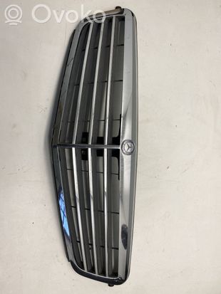 Mercedes-Benz C W204 Front Bumper Upper Radiator Grill A2048801283 ...