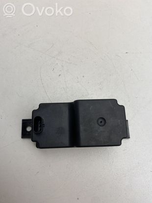A2054400073 Mercedes-Benz C W205 Voltage converter/converter module ...