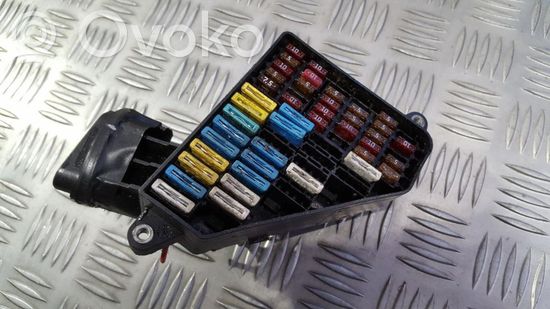 Volkswagen Polo Fuse Box Set 6q0941828b 6q0941828b | EzParts - Used ...