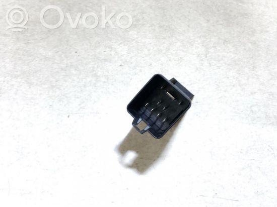 Volkswagen PASSAT B6 Glow Plug Pre-heat Relay 0281003038 0281003038 ...