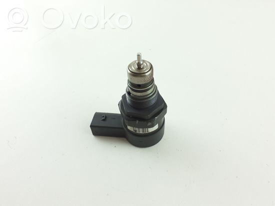 0281002481 KL4238 BMW 5 E60 E61 Fuel pressure regulator 0281002481 ...