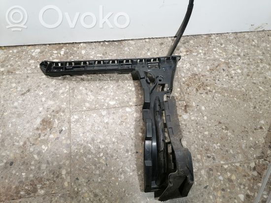A2058800230 Mercedes-Benz C W205 Rear bumper mounting bracket ...