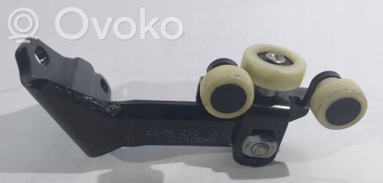 A9067600147 Mercedes-Benz Sprinter W906 Sliding door upper roller guide ...