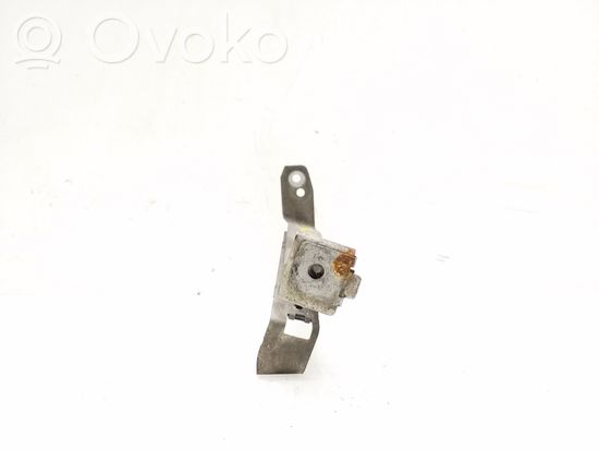 Mercedes-Benz C W204 Front Bumper Mounting Bracket A2045241440 ...
