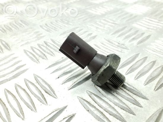 Volkswagen PASSAT B6 Oil pressure sensor 038919081H | EzParts - Used ...