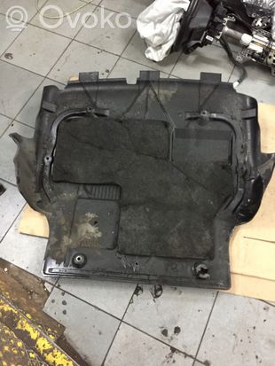 Volkswagen Transporter - Caravelle T6 Engine splash shield/under tray ...