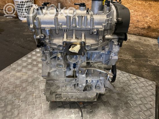 Volkswagen PASSAT B8 Engine 04E103023 CUK | EzParts - Used Auto Parts