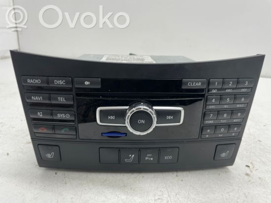 Mercedes-Benz E W212 Radio/CD/DVD/GPS Head Unit A2129005618 | EzParts ...