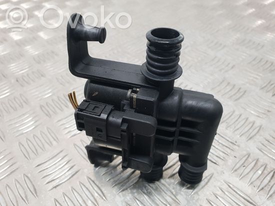 1147412181 693170801 BMW 5 E60 E61 Coolant heater control valve ...