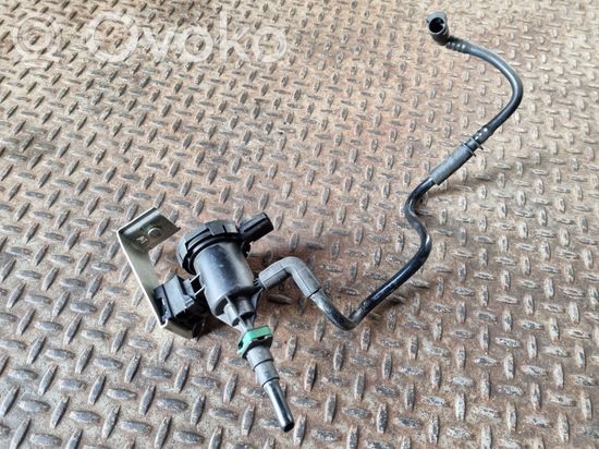 A2700900577 Mercedes-Benz CLA C117 X117 W117 Vacuum valve A2700900577 ...