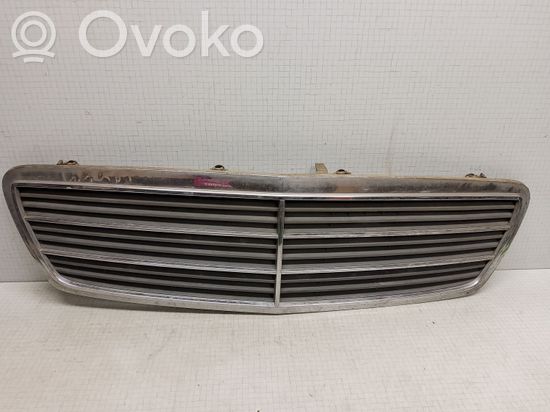 A2038800483 Mercedes-Benz C W203 Front bumper upper radiator grill ...