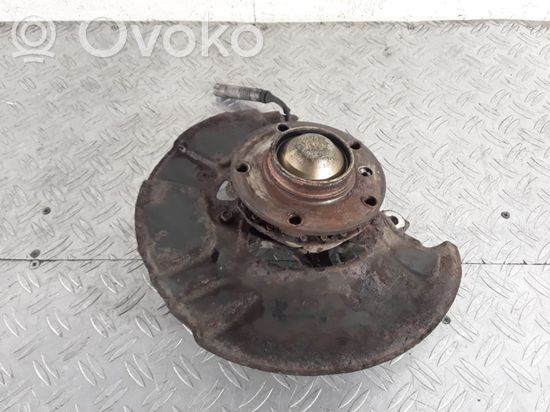 BMW Z3 E36 Front wheel hub | EzParts - Used Auto Parts