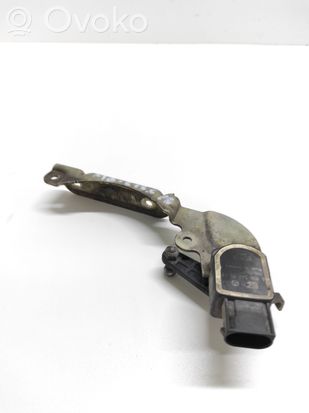 A0045428518 Mercedes-Benz E W212 Air suspension front height level ...