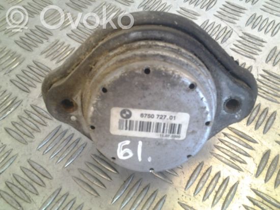 BMW X5 E70 Engine mount bracket 675072701 – EzParts – Used Auto Parts
