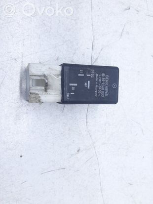 899260000 Mercedes-Benz Vito Viano W639 Glow plug pre-heat relay ...
