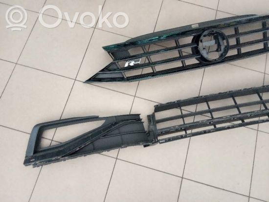 Volkswagen PASSAT B8 Front bumper upper radiator grill | EzParts - Used ...