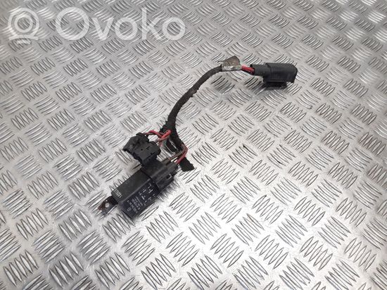 A0025424419 899258000 Mercedes-Benz Vito Viano W639 Other relay ...