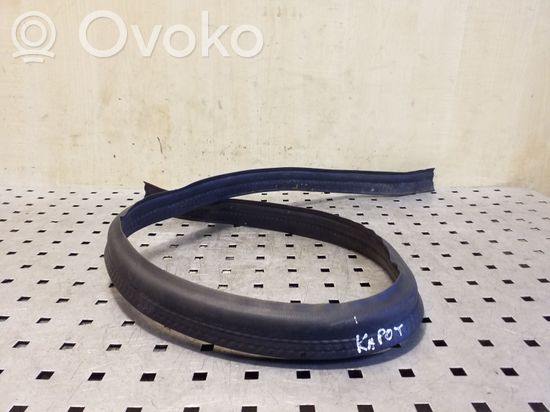 Mercedes-Benz ML W164 Engine Compartment Rubber | EzParts - Used Auto Parts