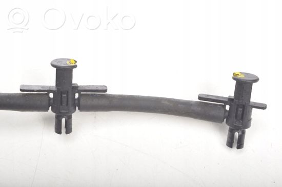Audi A8 S8 D4 4H Fuel return line/hose | EzParts - Used Auto Parts