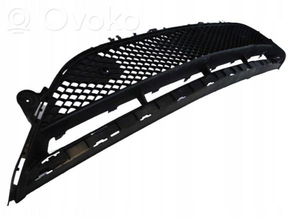 A2138856900 Mercedes-Benz E W213 Front bumper lower grill, 110.00 € | RRR