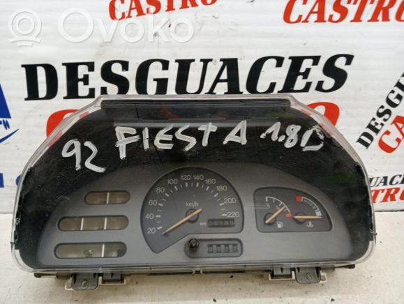 93FB10841AA Ford Fiesta Speedometer (instrument cluster), 15.00 € | RRR