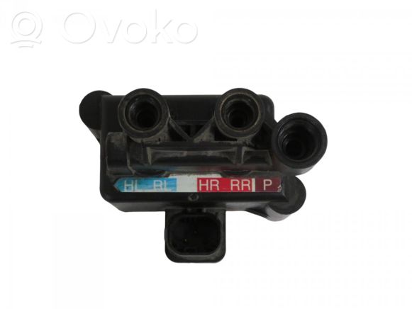 A2513200158 Mercedes-Benz E W212 Air suspension valve block, 29.00 € | RRR