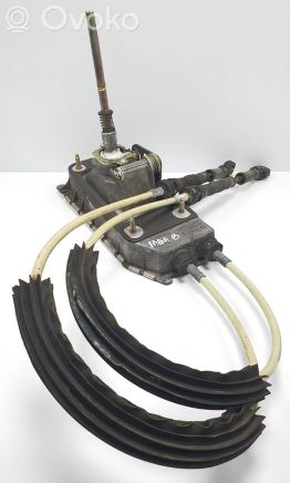 6q0711061 Skoda Fabia Mk2 5J Gear shifter selector 40.00 RRR