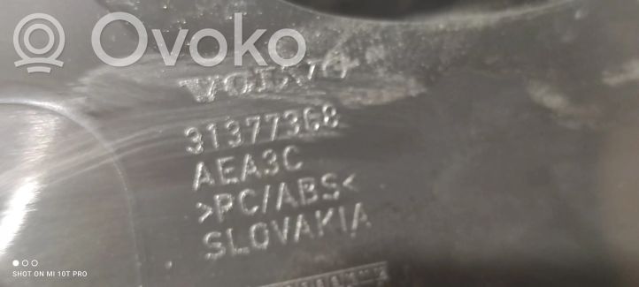 31377368 Volvo S90, V90 Cup holder front, 45.00 € | RRR