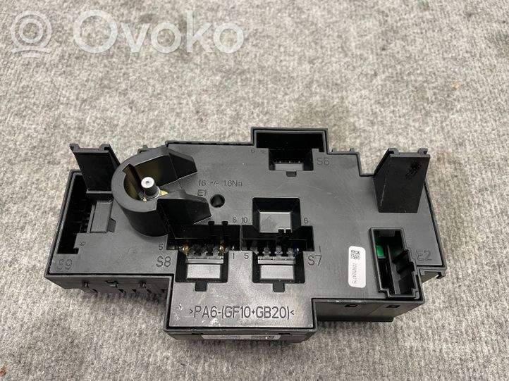 A2229063805 Mercedes-Benz GLC X253 C253 Module de fusibles, 19.80 € | OVOKO