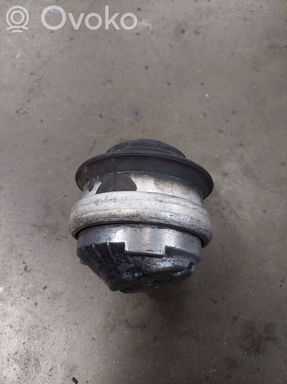 2112400517 Mercedes-Benz E W211 Support de moteur, coussinet, 15.00 ...