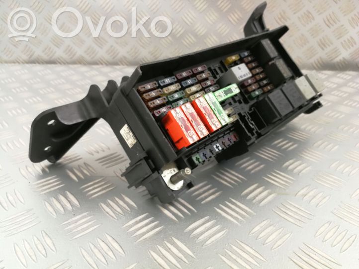 ACA2668 Mercedes-Benz ML W164 Module de fusibles A1645403372 - Pièce ...
