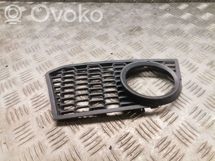 51117906198 BMW 5 F10 F11 Front fog light trim/grill, 11.00 € | RRR