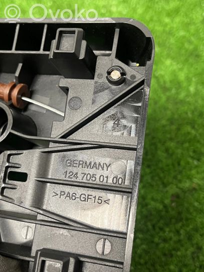 1247050100 BMW M4 G82 G83 Istuimen selkänojan lukituksen vastakappale ...