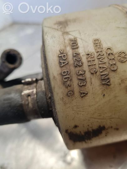 701422373A Volkswagen Transporter - Caravelle T4 Power steering fluid ...