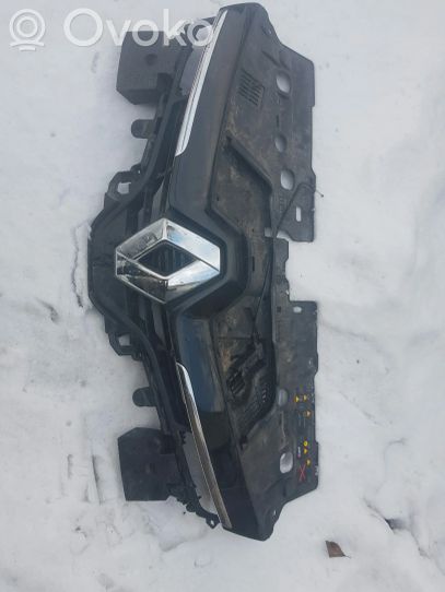 628101467R Renault Clio IV Grille de calandre avant, 80.00 € | OVOKO