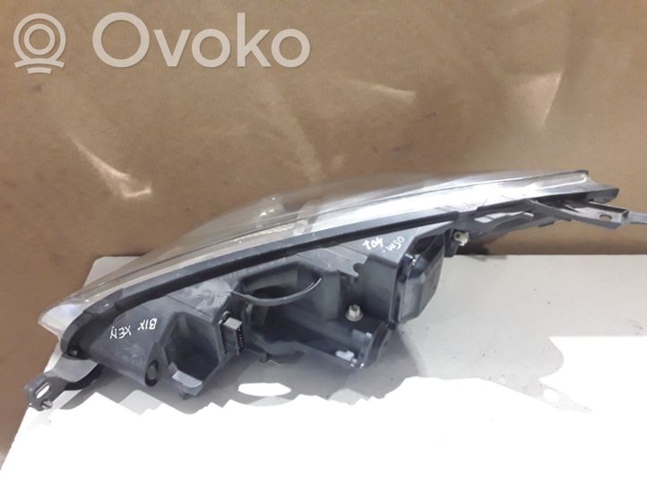 Peugeot 407 Headlight/headlamp, 80.00 € | RRR