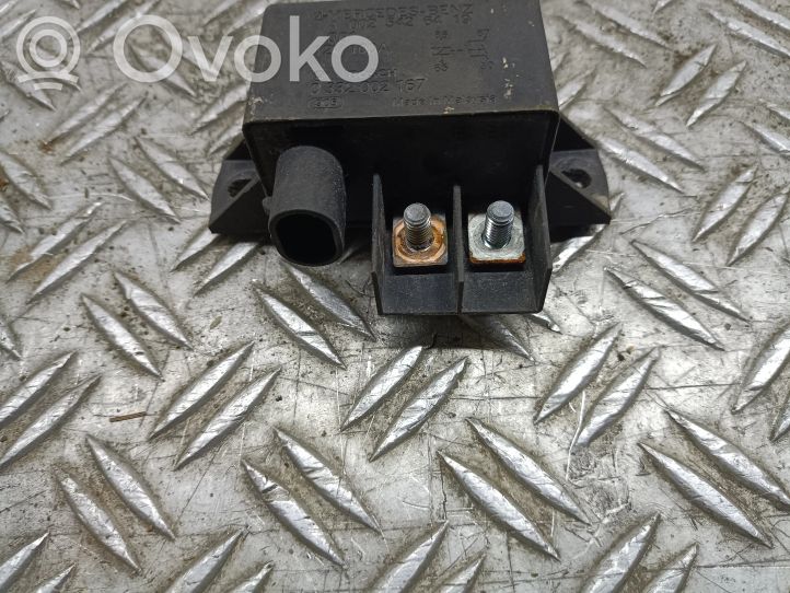 Mercedes-Benz E W211 Module de contrôle de batterie, 15.00 € | OVOKO