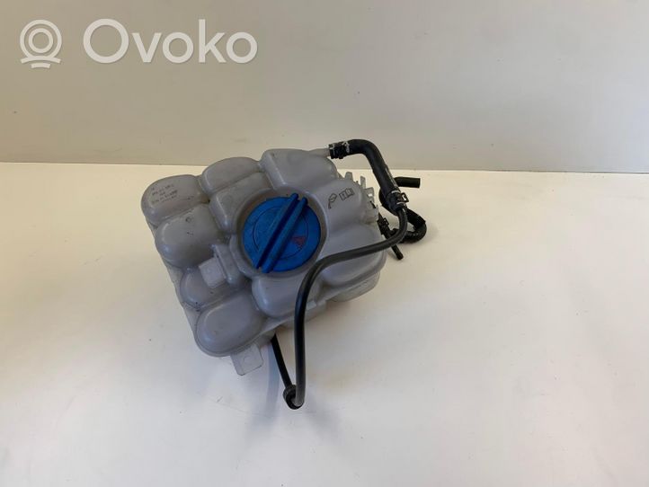 7P0121407B Porsche Cayenne (92A) Coolant expansion tank/reservoir, 30. ...