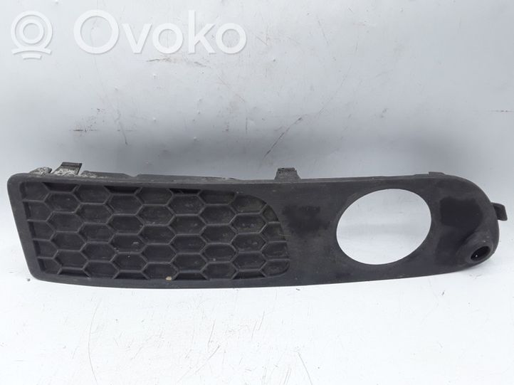 30655930 Volvo S80 Grille antibrouillard avant, 9.00 € | OVOKO