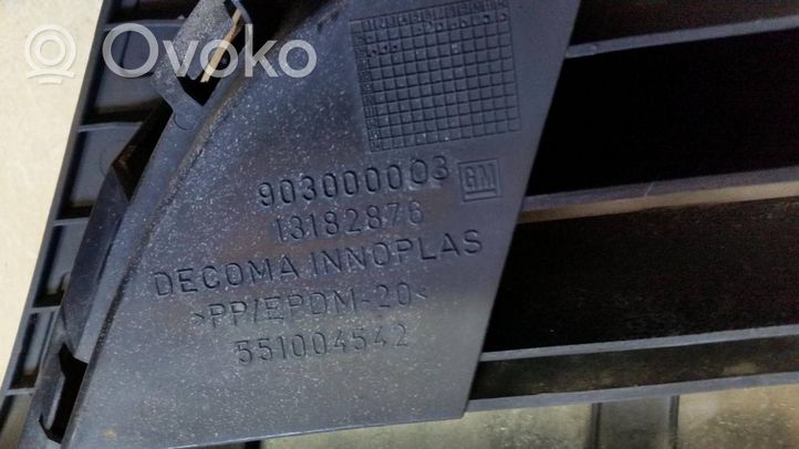551004542 Opel Vectra C Priekšpusē dekoratīva bampera uzlikas, 188.24 ...