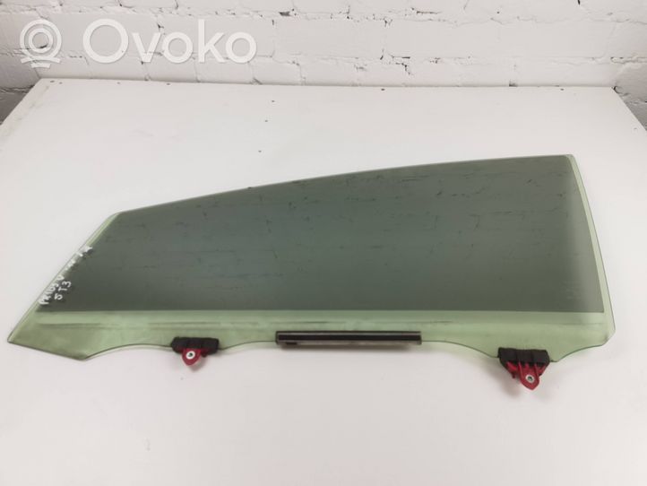 43R-00033 Toyota Prius+ (ZVW40) Front door window glass four-door, 33. ...