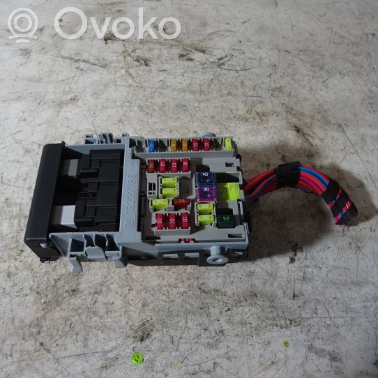 13222786 Opel Astra K Fuse box set, 13.65 € | RRR