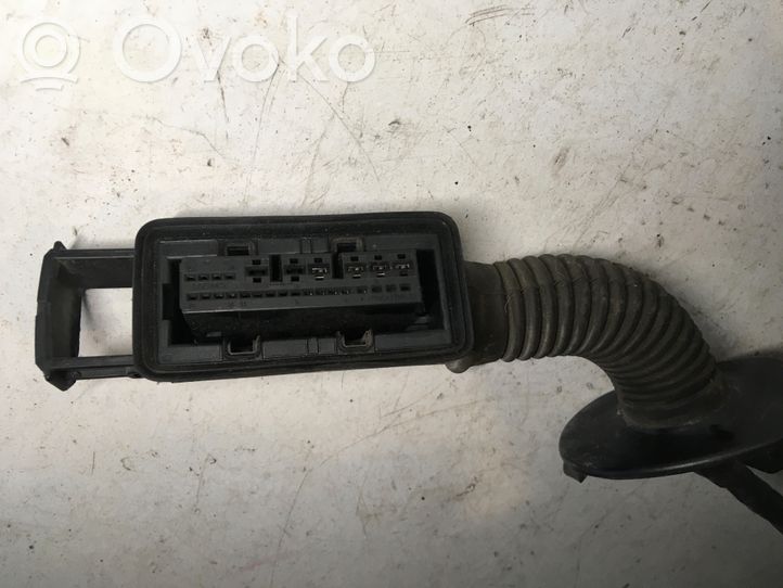 8K0972702 Skoda Octavia Mk3 (5E) Faisceau de câblage de porte avant, 13 ...
