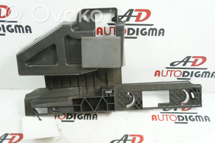 9822489880 Peugeot 3008 II Front bumper mounting bracket, 15.00 € | RRR