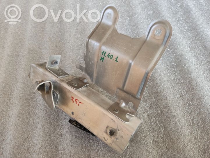 8054313 BMW M3 F80 Front bumper mounting bracket, 35.00 € | RRR