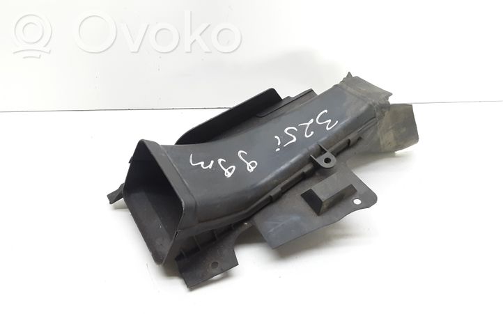 8230559 BMW 3 E46 Brake cooling air channel/duct, 20.00 € | RRR